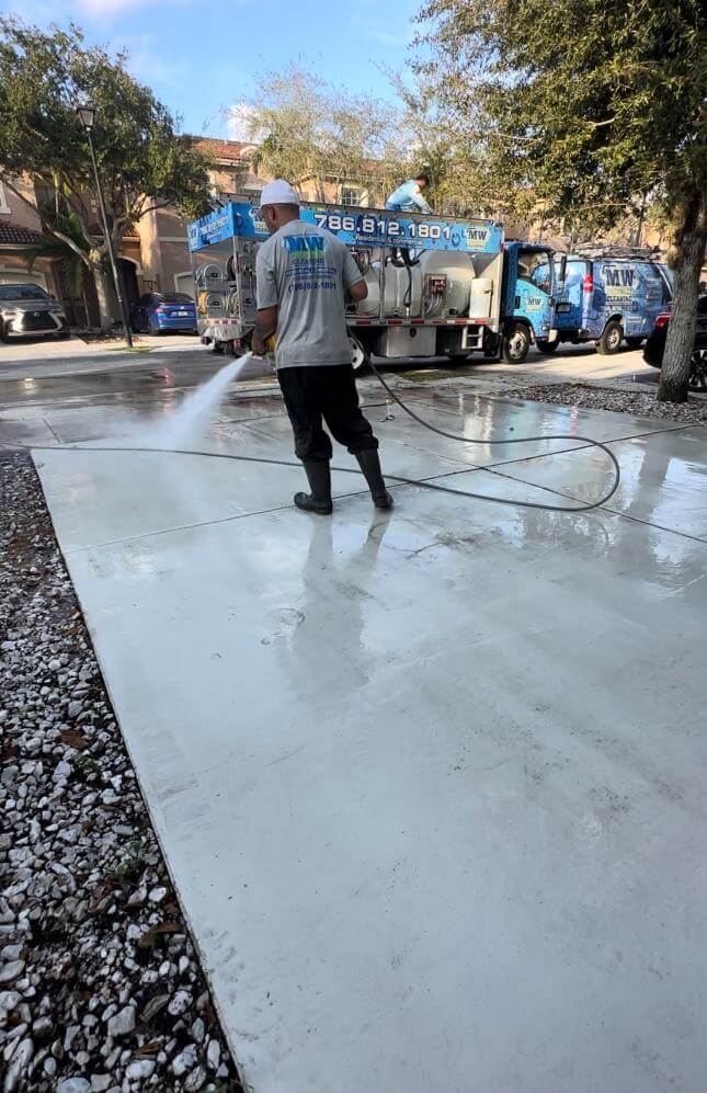 Home - M & W Pressure Cleaning